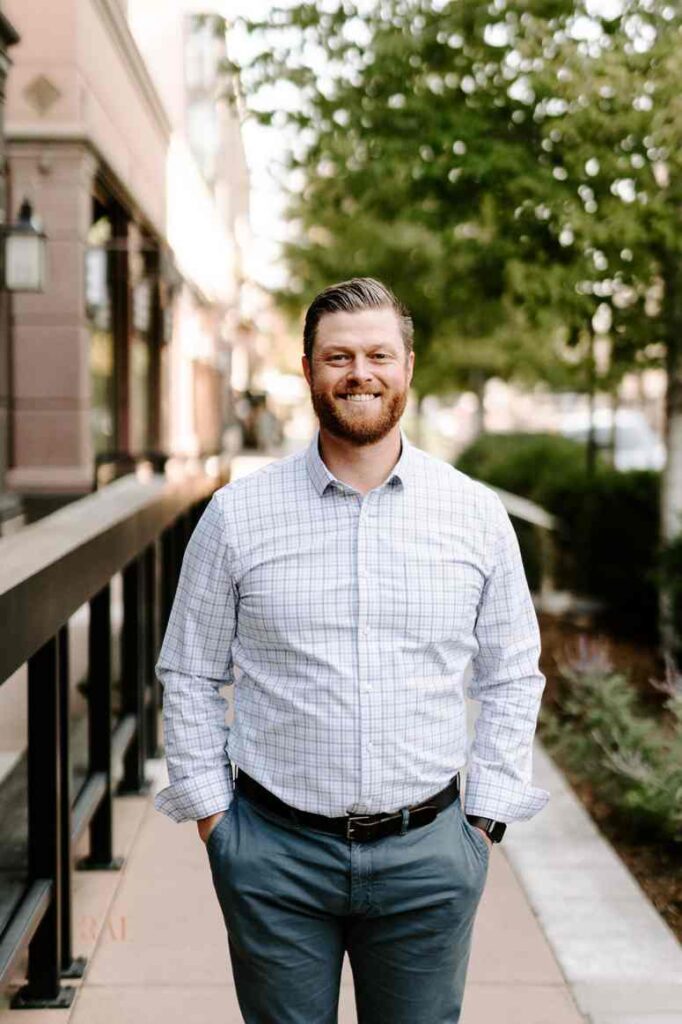 Financial aid officers won’t help you, says college funding expert